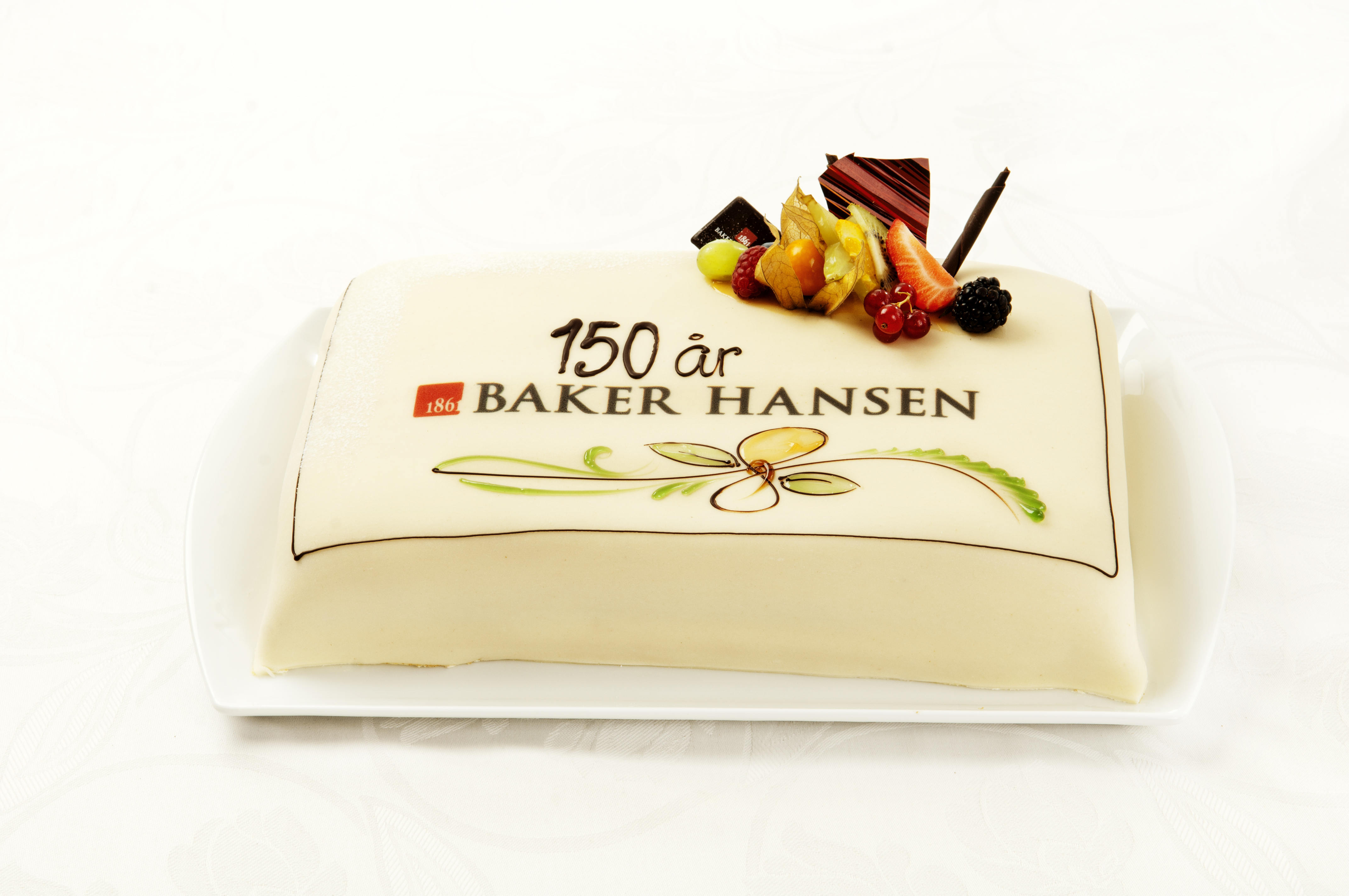 Marsipankake med bilde eller tekst på kaken. Bestill her