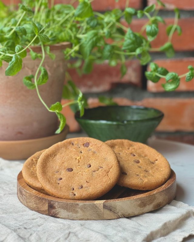 Kaker til feiring og selskap - Bestill kake på nett fra Baker Hansen